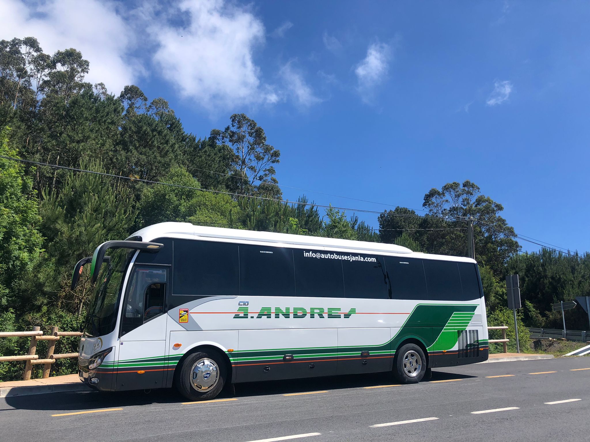 Autobuses de 38 plazas - Autobuses